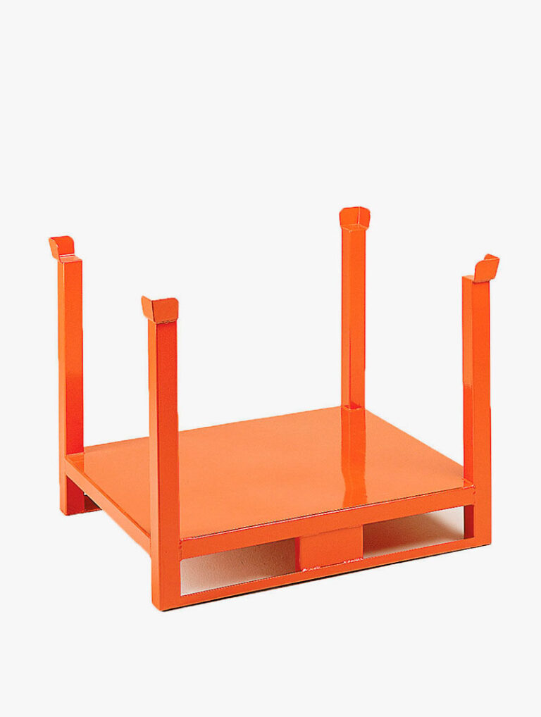 Palet metálico con patines y montantes apilables para 1500kg