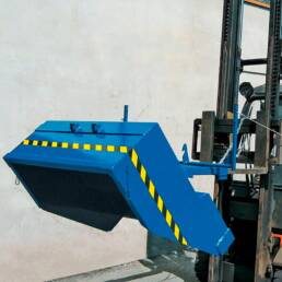 Contenedor basculante para recogida de escombros