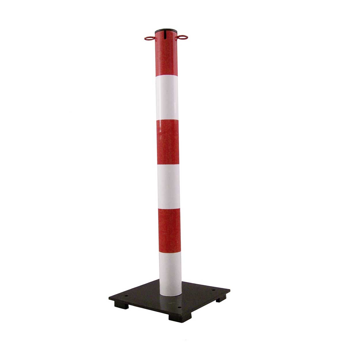 Postes de señalización y restricción de paso con cadenas | Disset Odiseo